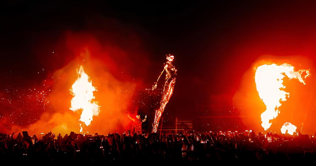 The Weeknd bricht Umsatzrekorde im MetLife Stadium – 20 Mio. US-$ aus ...