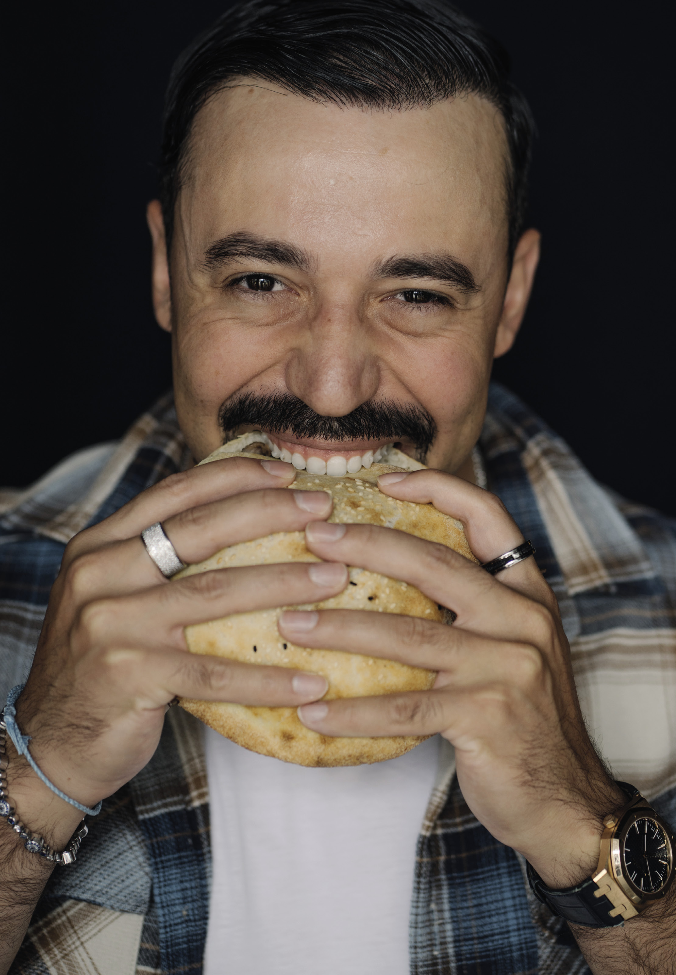 Zeki Bulgurcu: Vom Swissmeme-Erfinder zum erfolgreichen Gastronom und ...
